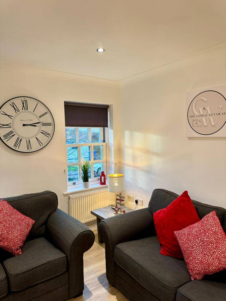 800 M² Apartment ∙ 3 Bedrooms ∙ 6 Guests - Cheddar