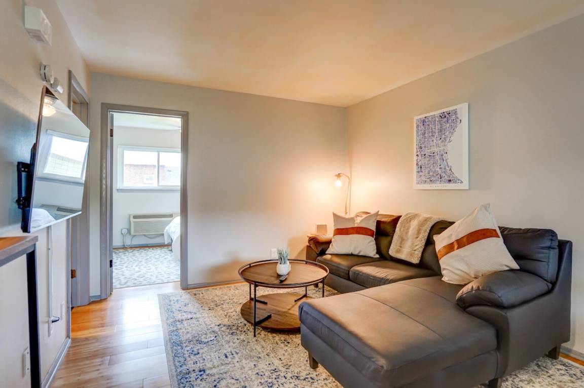 42 M² Apartment ∙ 1 Bedroom ∙ 2 Guests - Milwaukee