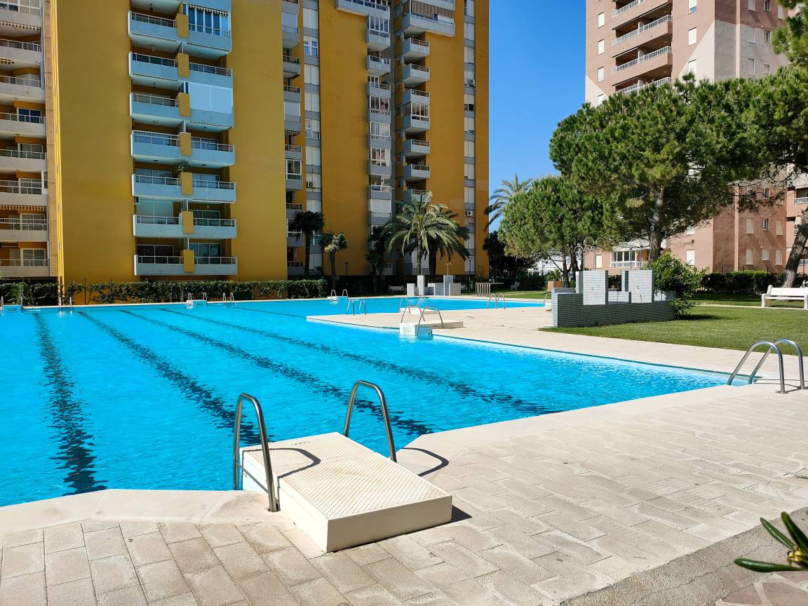 80 M² Apartamento ∙ 2 Habitaciones ∙ 4 Huéspedes - Canet d'en Berenguer