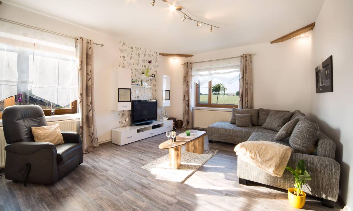 84 M² Ferienwohnung ∙ 1 Schlafzimmer ∙ 6 Gäste - Ballenstedt