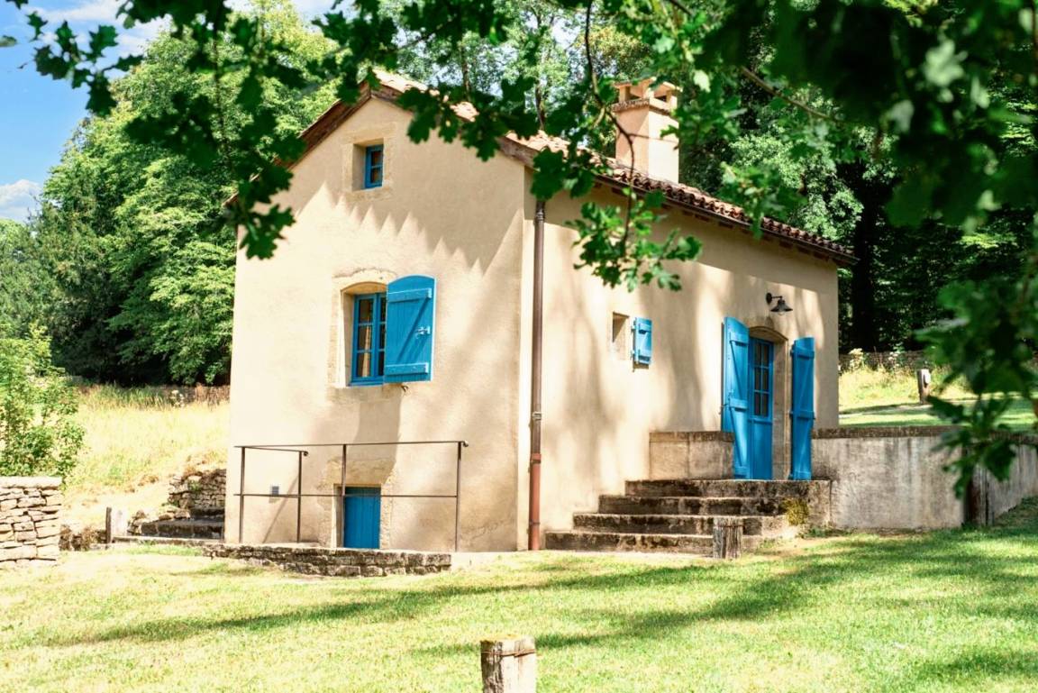 23 M² Casa ∙ 1 Quarto ∙ 2 Hóspedes - Virton