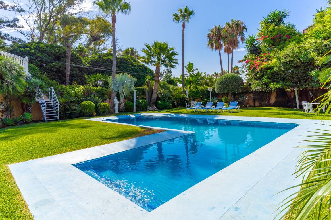 200 M² Villa ∙ 4 Chambres ∙ 8 Personnes - Costa del Sol