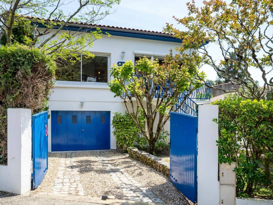 130 M² Appartement ∙ 4 Chambres ∙ 8 Personnes - Royan
