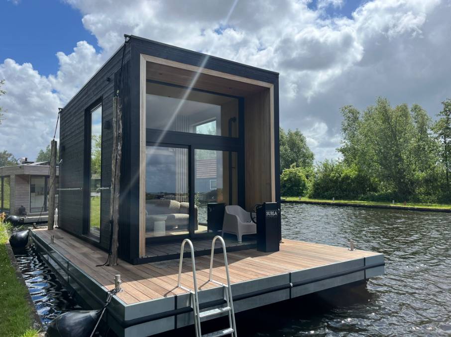 Houseboat ∙ 1 Bedroom ∙ 2 Guests - Volendam