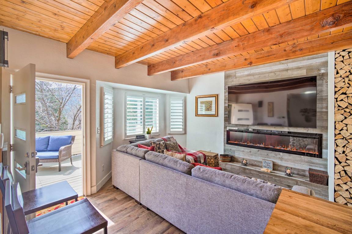 63 M² House ∙ 2 Bedrooms ∙ 3 Guests - Crestline, CA