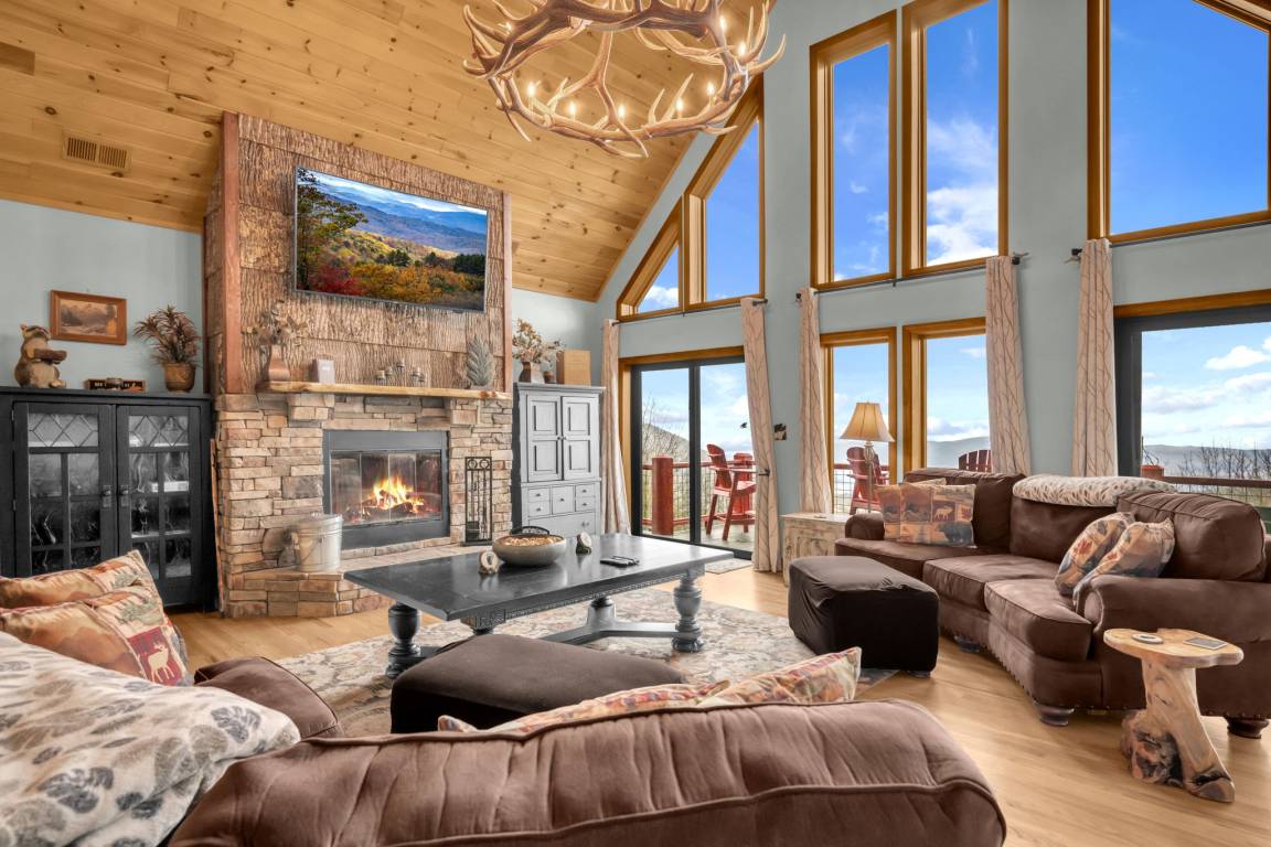324 M² Cabin ∙ 4 Bedrooms ∙ 13 Guests - Sugar Mountain, NC