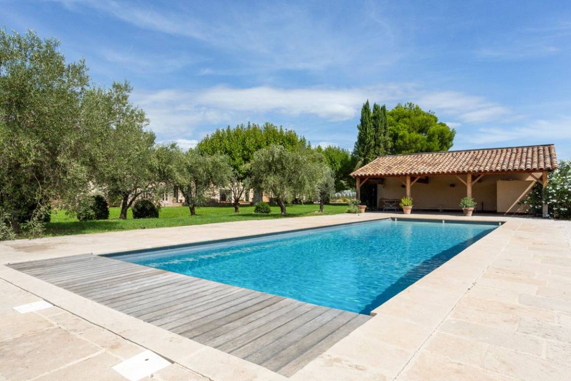 Villa ∙ 8 Chambres ∙ 16 Personnes - Cavaillon