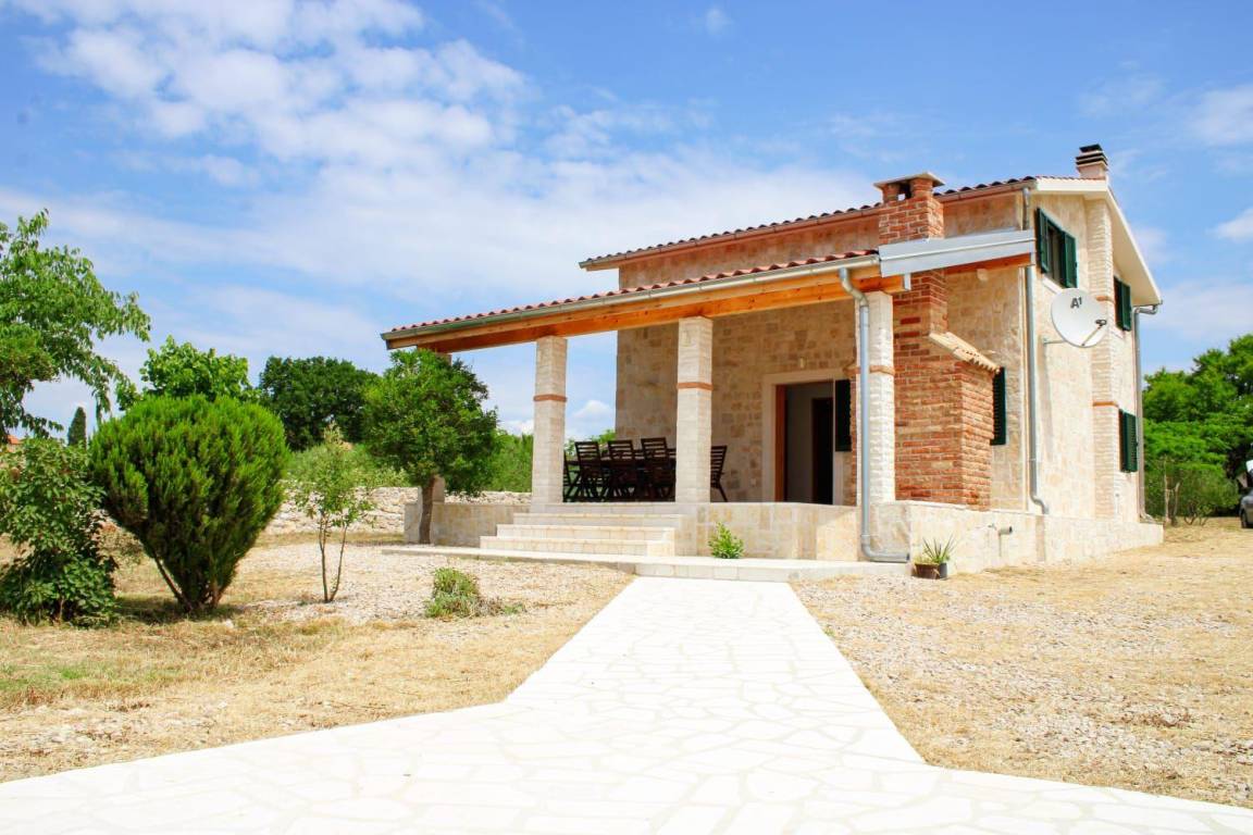 140 M² Casa ∙ 3 Habitaciones ∙ 6 Huéspedes - Galešnjak