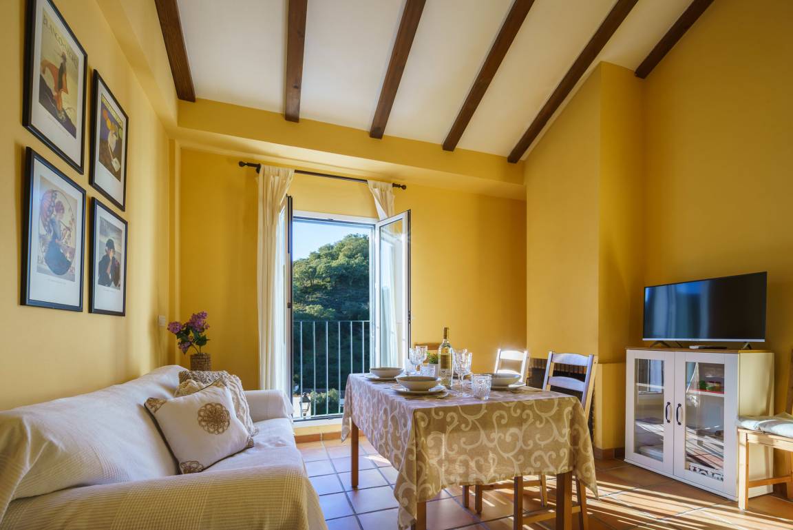 75 M² Casa ∙ 3 Habitaciones ∙ 4 Huéspedes - Linares de la Sierra