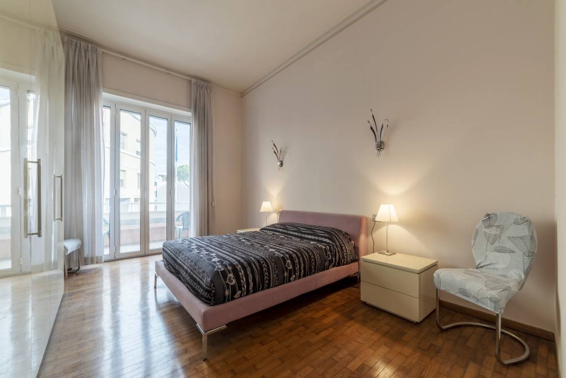 120 M² Apartamento ∙ 2 Habitaciones ∙ 4 Huéspedes - Roma