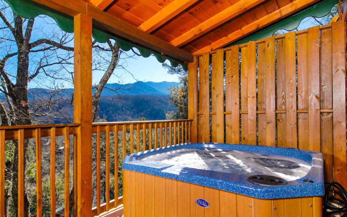 204 M² Cabin ∙ 3 Bedrooms ∙ 8 Guests - Gatlinburg, TN