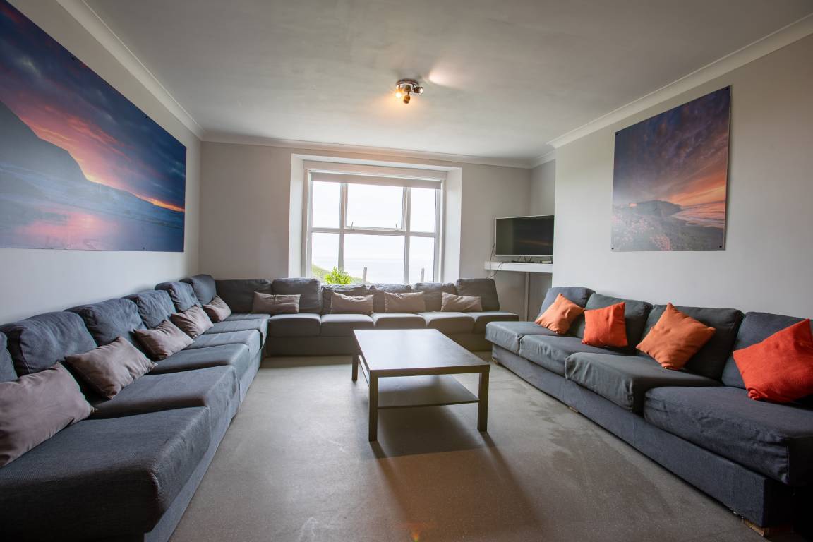 Cottage ∙ 15 Bedrooms ∙ 42 Guests - Bude
