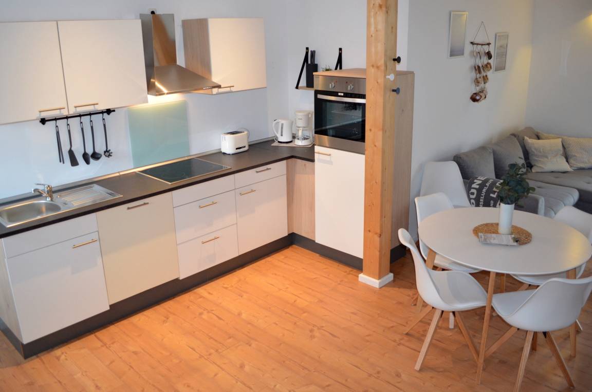 70 M² Ferienwohnung ∙ 2 Schlafzimmer ∙ 5 Gäste - Heide