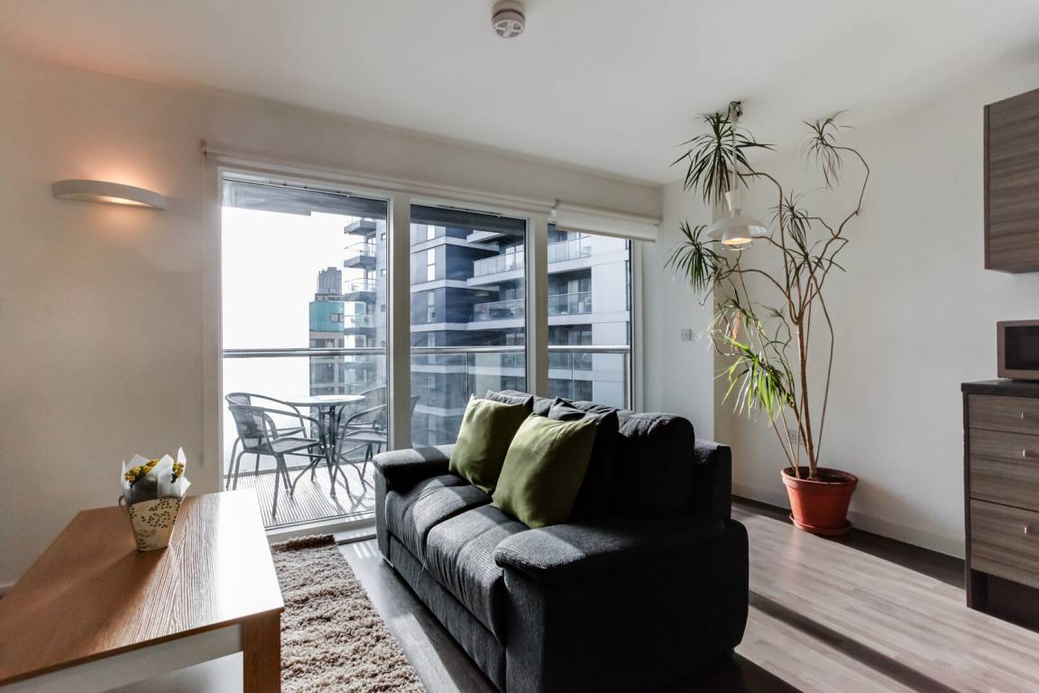 46 M² Ferienwohnung ∙ 1 Schlafzimmer ∙ 2 Gäste - Bromley