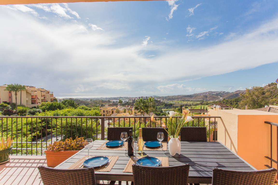 100 M² Ferienwohnung ∙ 3 Schlafzimmer ∙ 5 Gäste - Puerto Banús