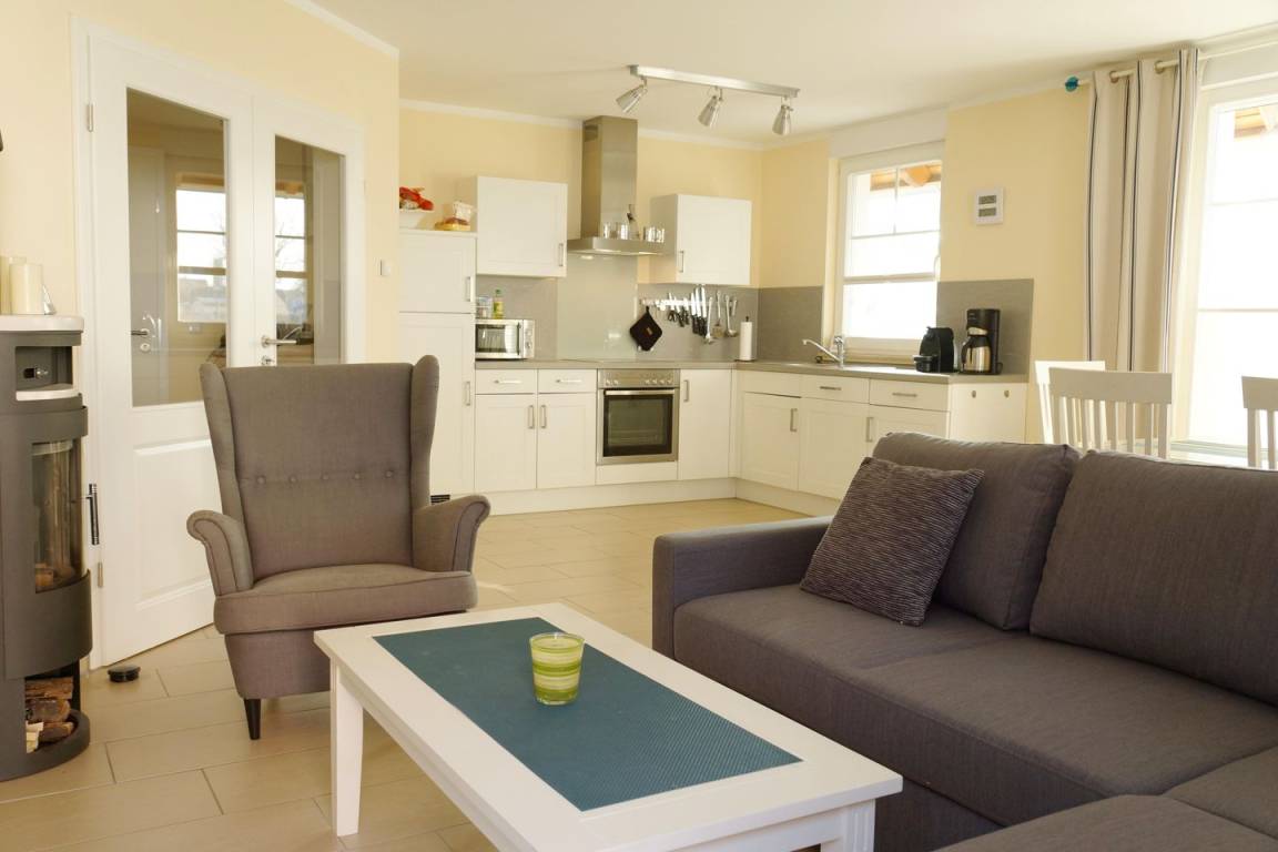 75 M² Ferienwohnung ∙ 2 Schlafzimmer ∙ 4 Gäste - Prerow