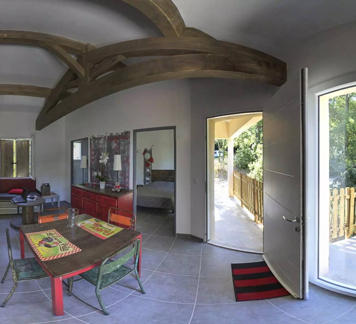 45 M² Huis ∙ 2 Slaapkamers ∙ 4 Gasten - Bollène