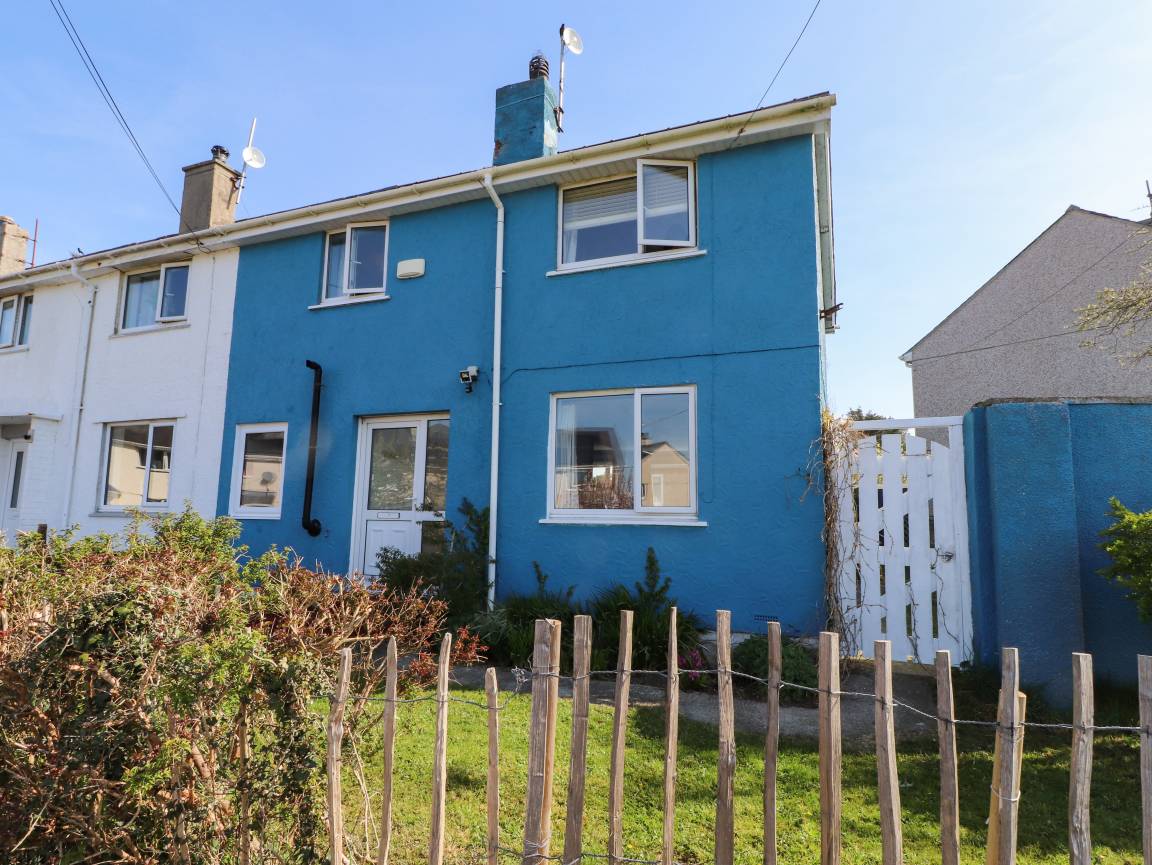 Cottage ∙ 3 Bedrooms ∙ 6 Guests - Anglesey