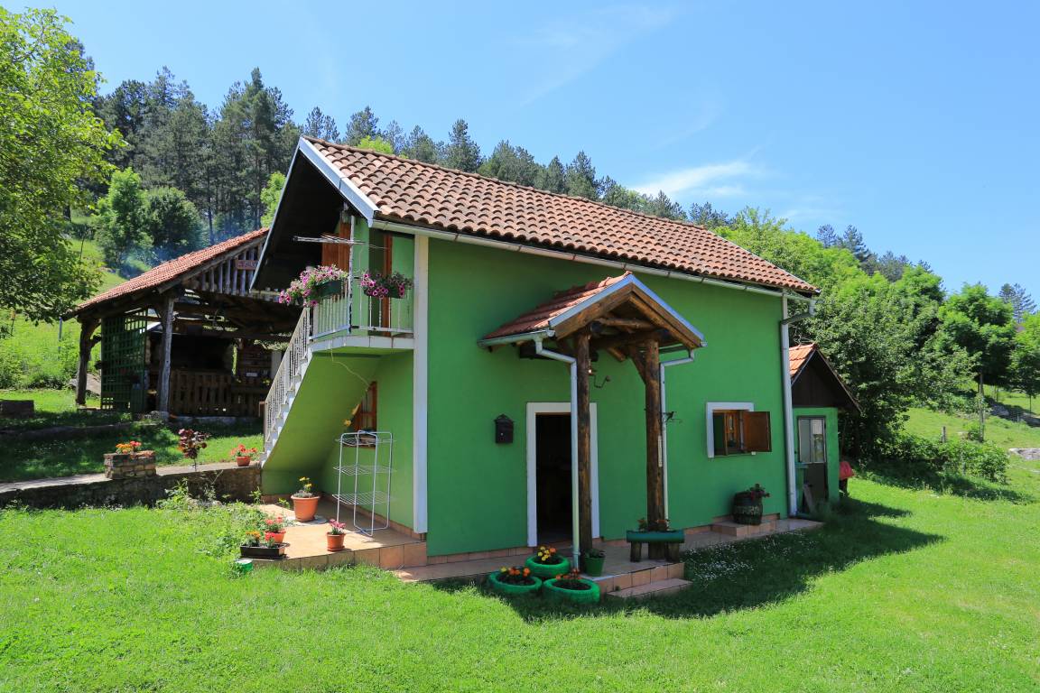 33 M² Apartament ∙ 1 Sypialnia ∙ 3 Gości - Gospić