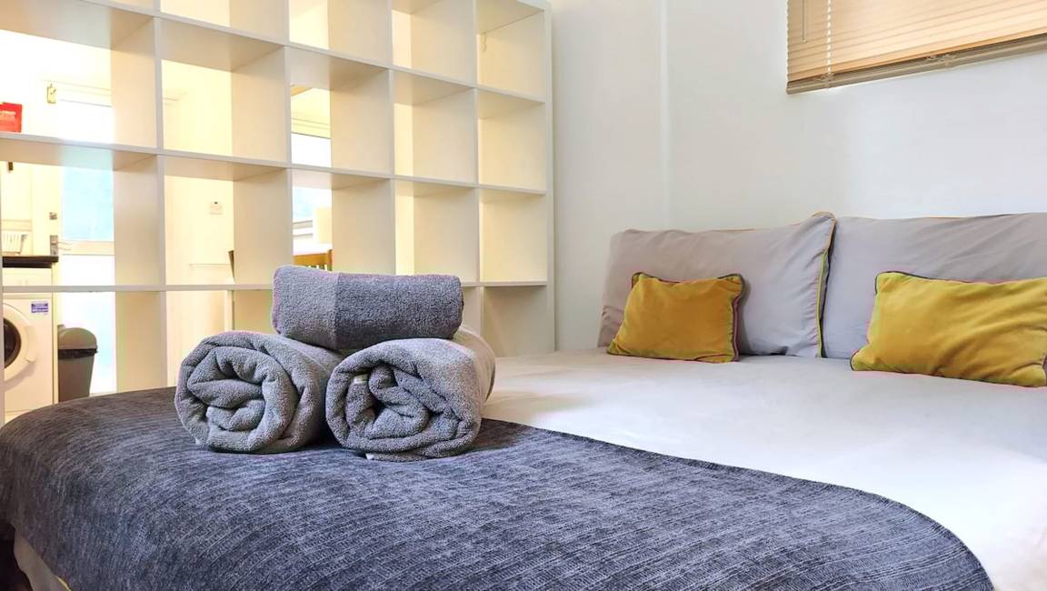 20 M² Appartement ∙ 1 Slaapkamer ∙ 2 Gasten - Londen