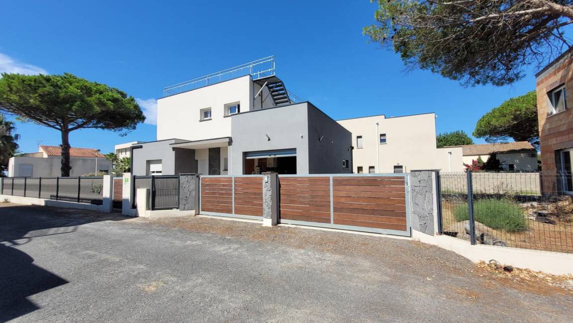 90 M² Gîte ∙ 2 Chambres ∙ 4 Personnes - Agde