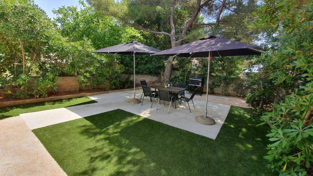 140 M² Casa ∙ 4 Quartos ∙ 12 Hóspedes - Novalja