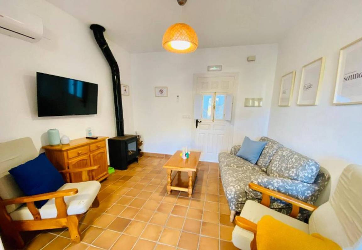 60 M² Casa Rural ∙ 2 Habitaciones ∙ 5 Huéspedes - Benaocaz