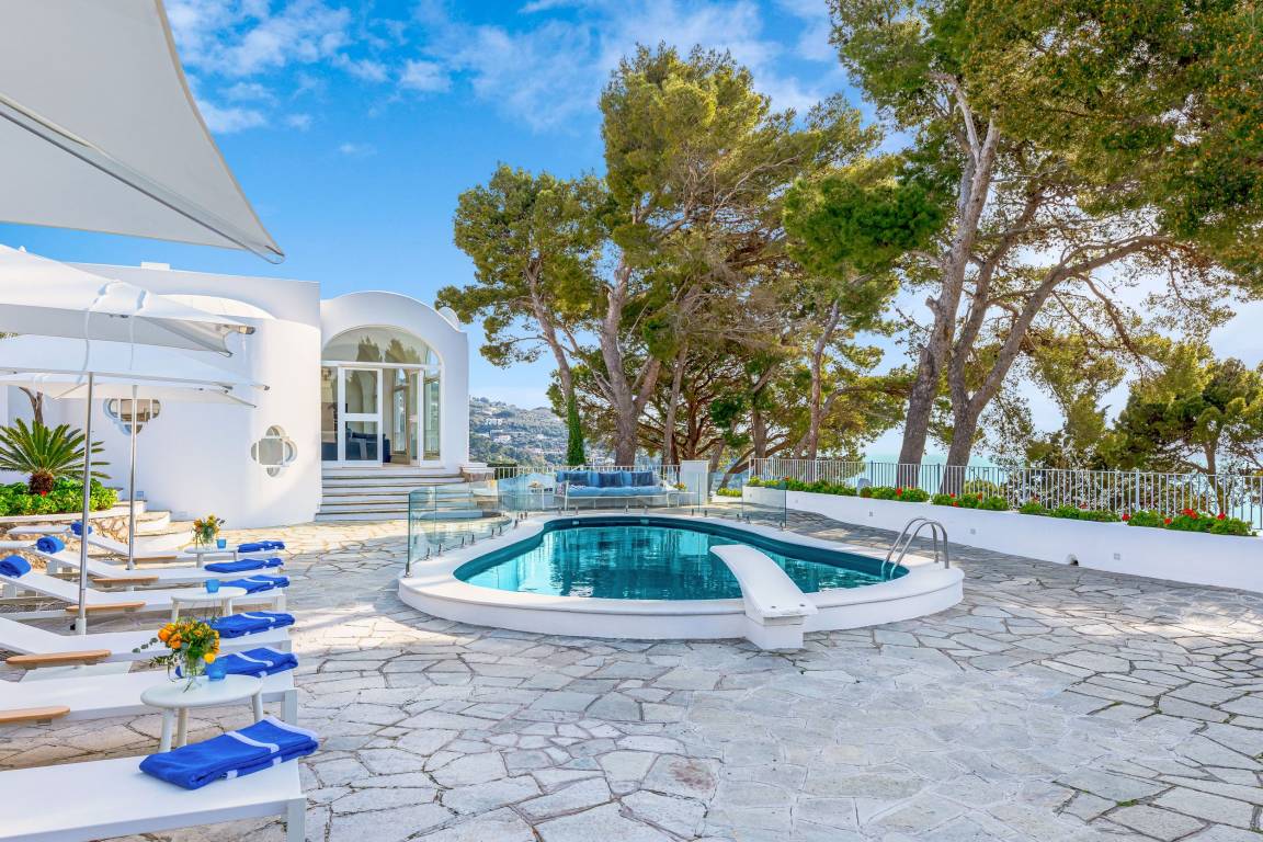 399 M² Villa ∙ 4 Slaapkamers ∙ 8 Gasten - Capri