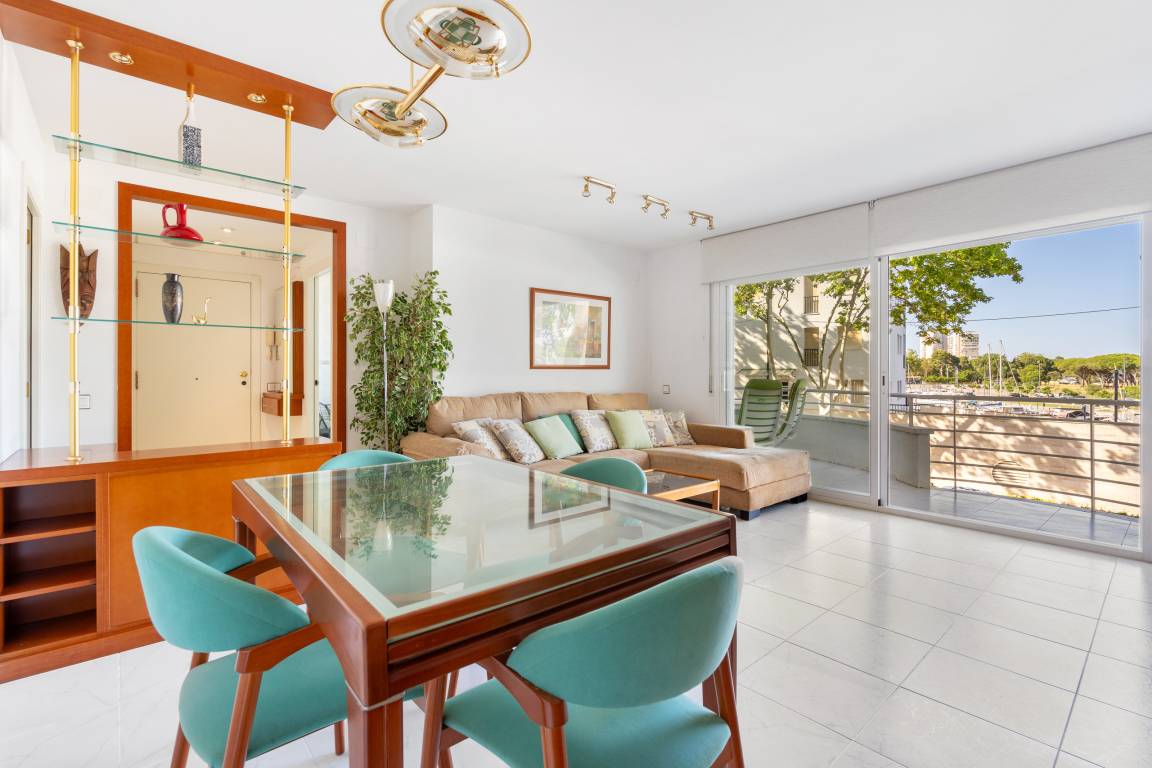 75 M² Apartment ∙ 3 Bedrooms ∙ 6 Guests - Platja d'Aro