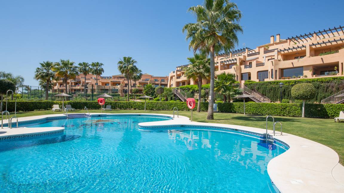 90 M² Apartamento ∙ 2 Habitaciones ∙ 4 Huéspedes - Casares