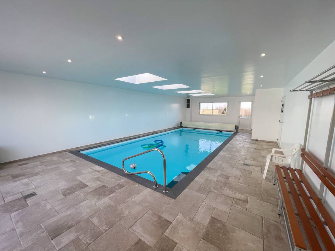 350 M² Maison De Vacances ∙ 6 Chambres ∙ 15 Personnes - Brest