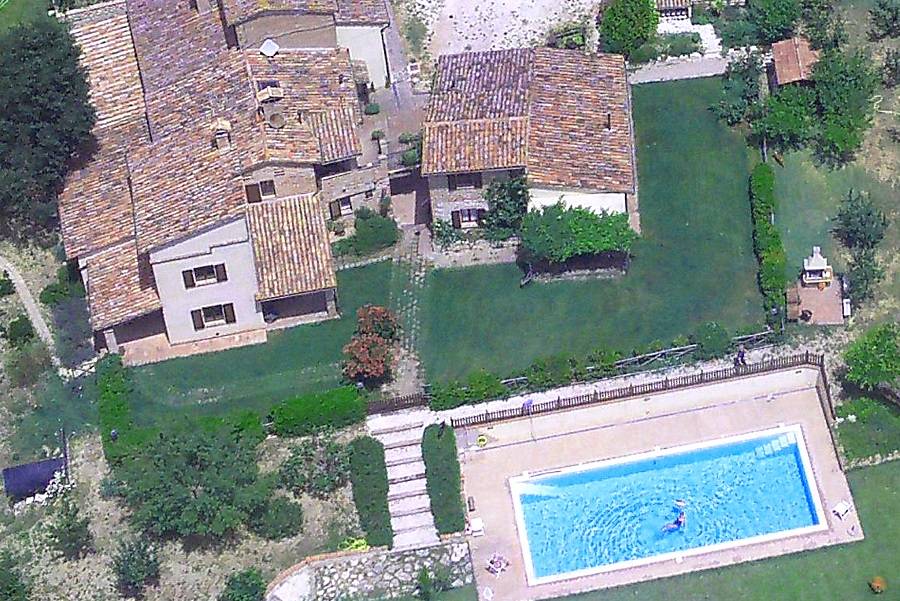 Farmhouse ∙ 2 Bedrooms ∙ 5 Guests - Todi