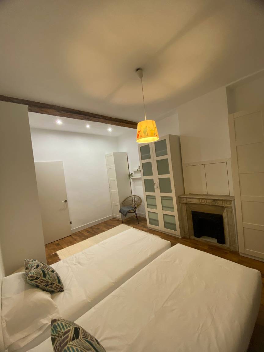 85 M² Apartment ∙ 2 Bedrooms ∙ 5 Guests - Bilbao