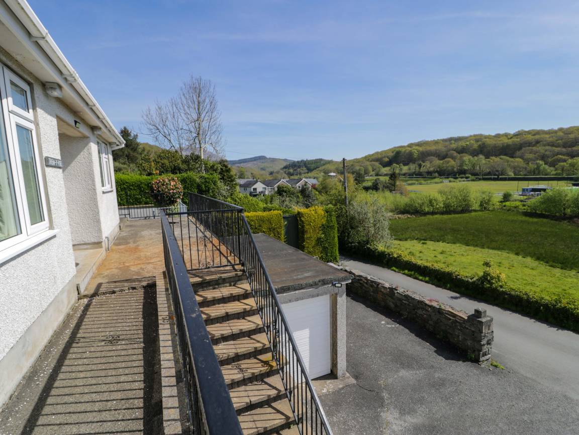 Cottage ∙ 3 Bedrooms ∙ 6 Guests - Beddgelert