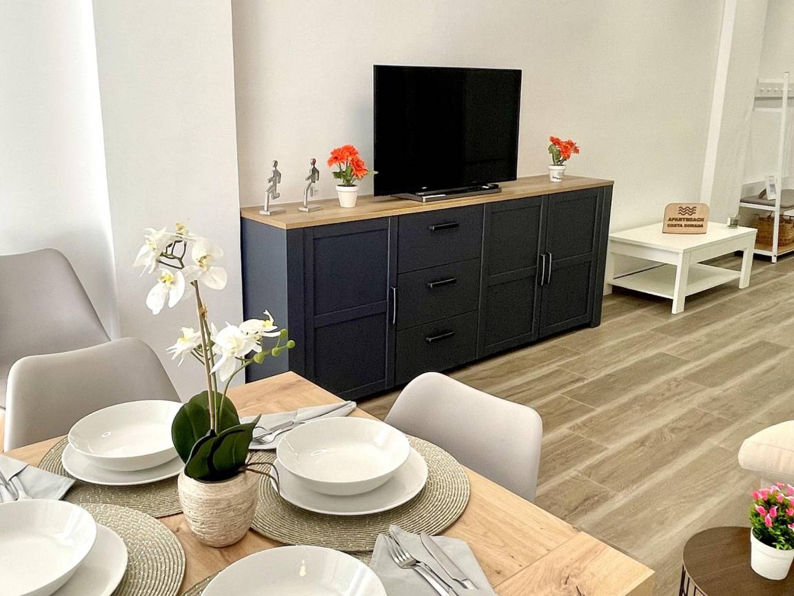 60 M² Apartamento ∙ 2 Habitaciones ∙ 6 Huéspedes - Tarragona