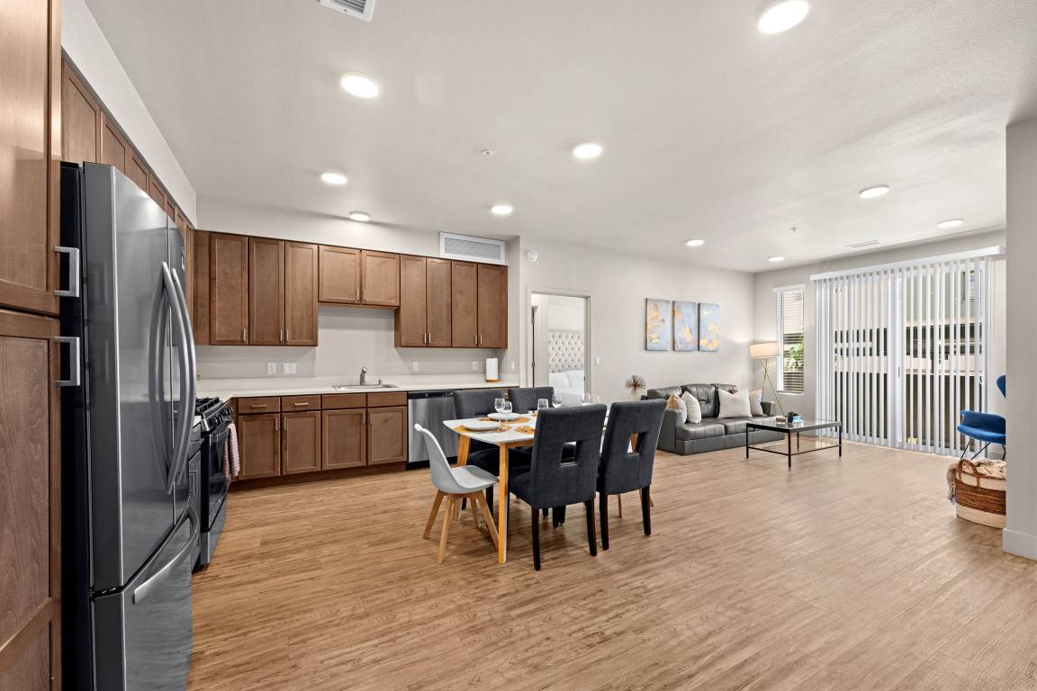 Apartment ∙ 2 Bedrooms ∙ 6 Guests - Reno, NV