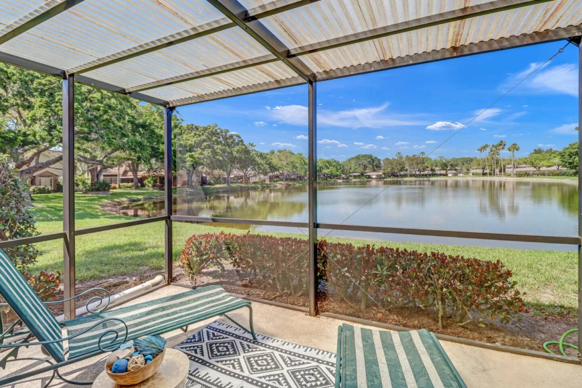 139 M² Talo ∙ 3 Makuuhuonetta ∙ 6 Vierasta - Vineyards, FL