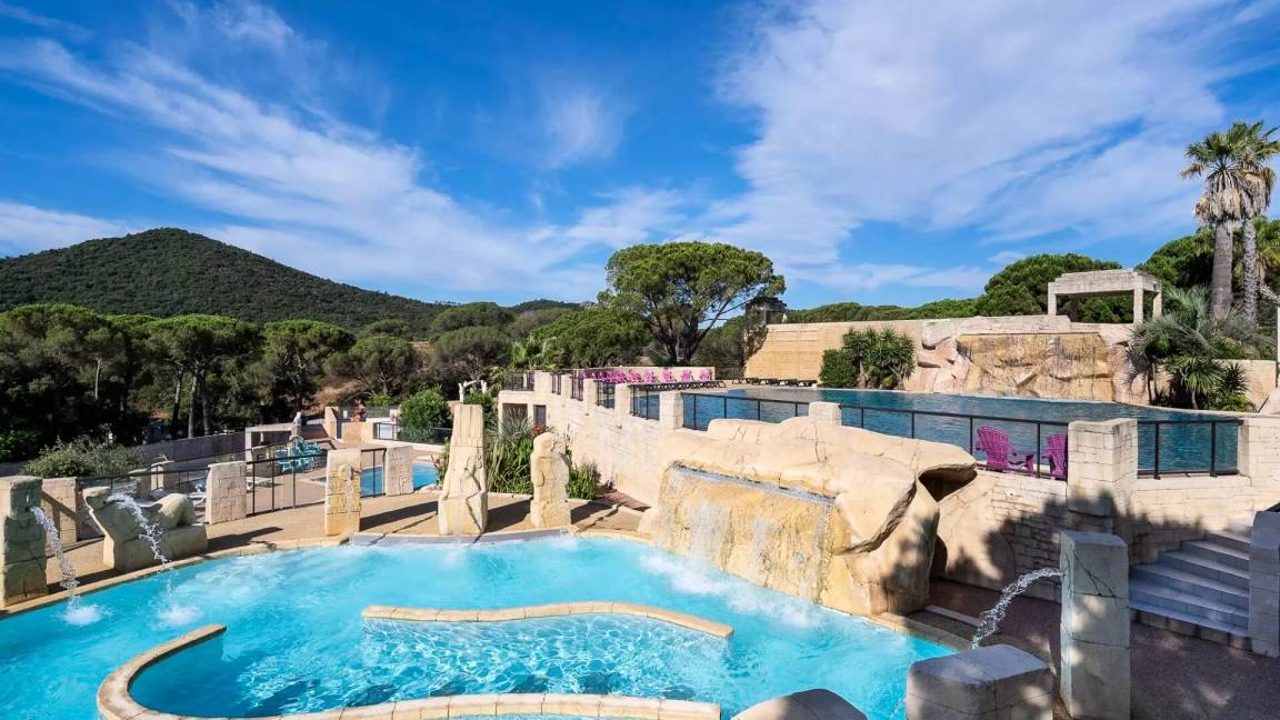 43 M² Caravan ∙ 3 Bedrooms ∙ 8 Guests - Vidauban