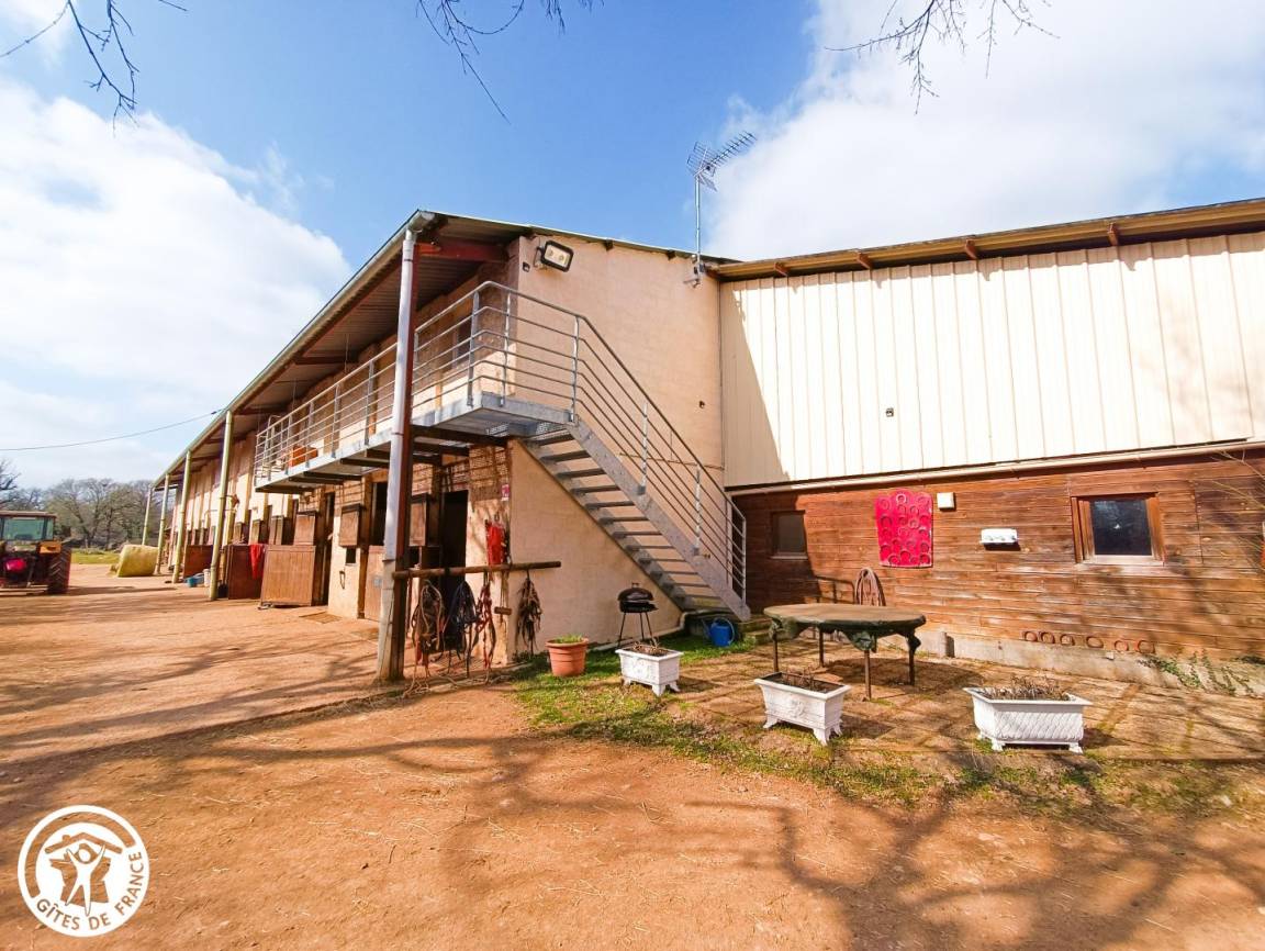 180 M² Gîte ∙ 5 Chambres ∙ 11 Personnes - Lot