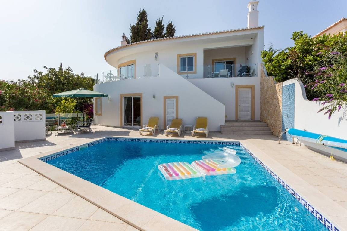 150 M² House ∙ 3 Bedrooms ∙ 6 Guests - Lagos