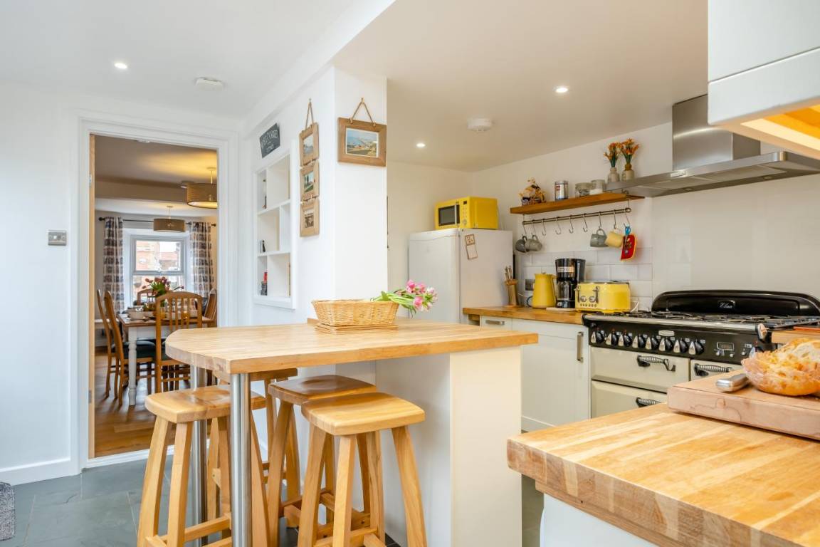 Cottage ∙ 3 Bedrooms ∙ 6 Guests - Bembridge
