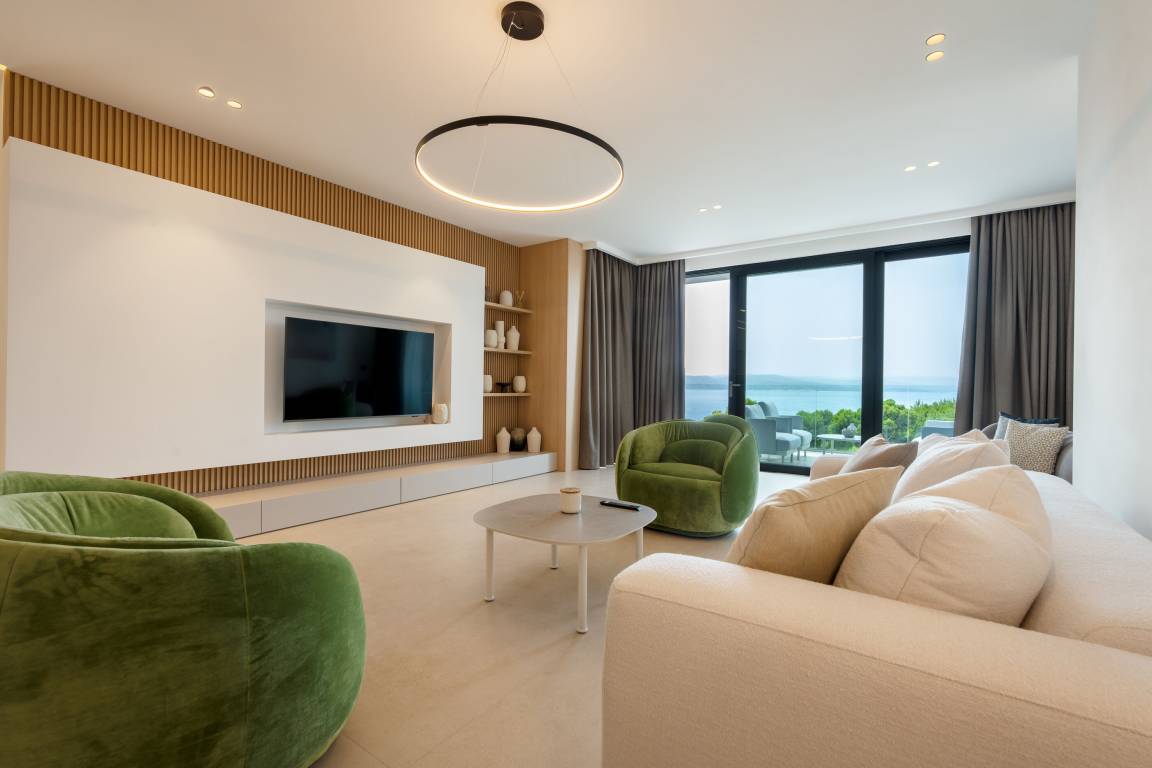 350 M² Casa Vacanza ∙ 4 Camere Da Letto ∙ 8 Ospiti - Promajna