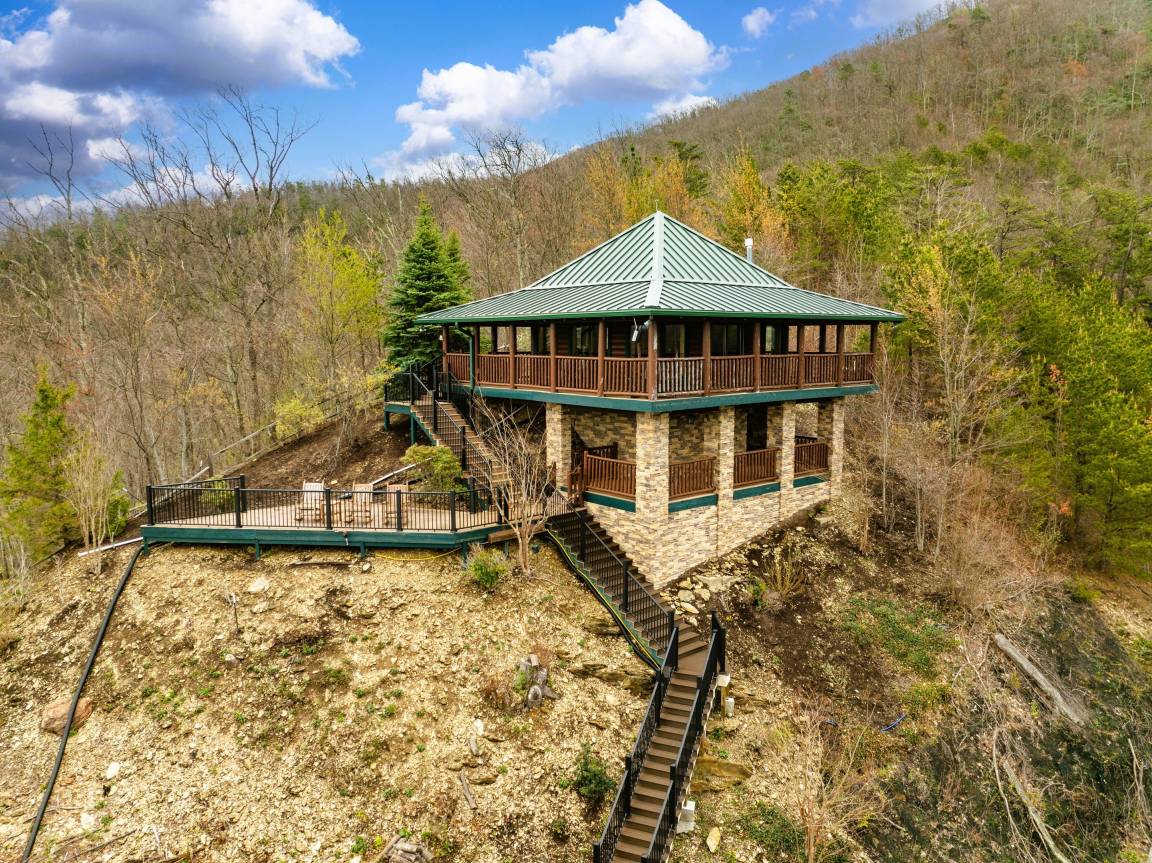 743 M² Cabin ∙ 7 Bedrooms ∙ 24 Guests - Townsend, TN