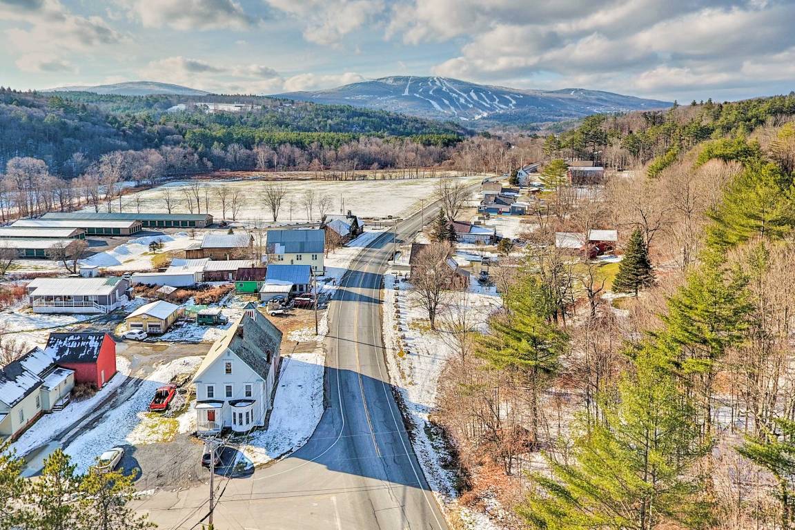 111 M² House ∙ 2 Bedrooms ∙ 8 Guests - Ludlow, VT