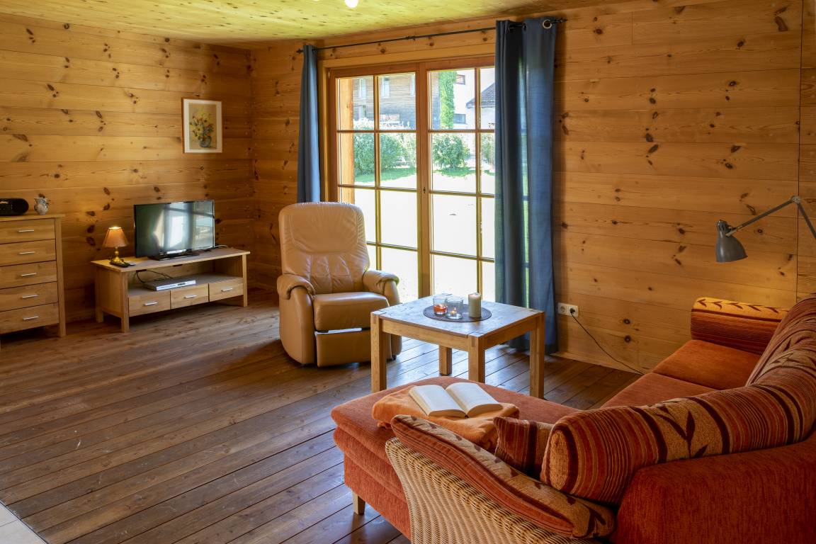 64 M² Ferienwohnung ∙ 2 Schlafzimmer ∙ 5 Gäste - Bernau am Chiemsee
