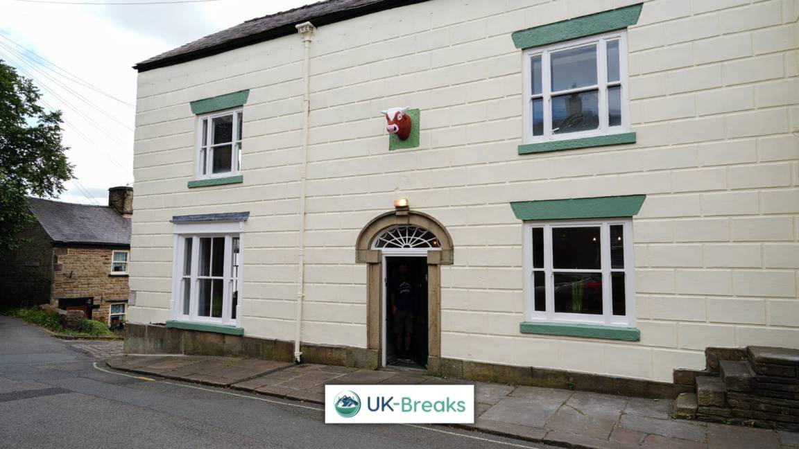 218 M² House ∙ 6 Bedrooms ∙ 14 Guests - Peak District National Park