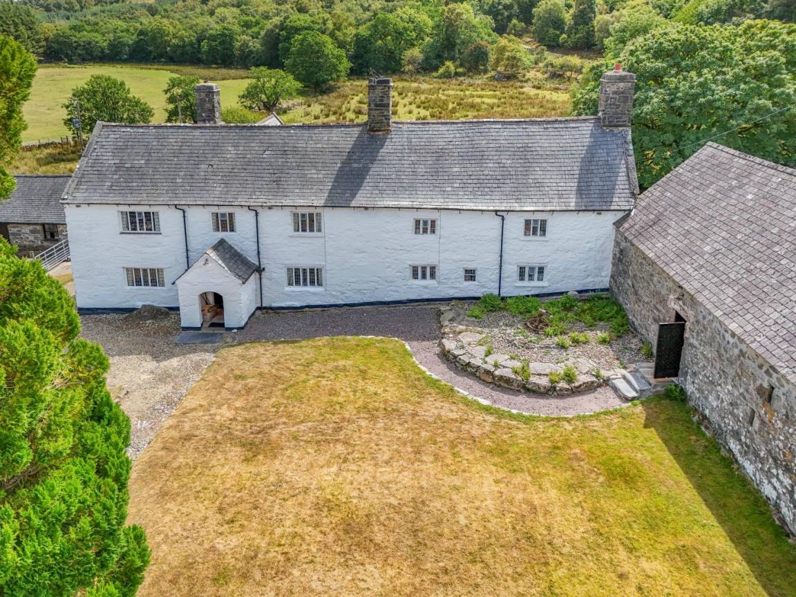Cottage ∙ 5 Bedrooms ∙ 10 Guests - Snowdonia National Park