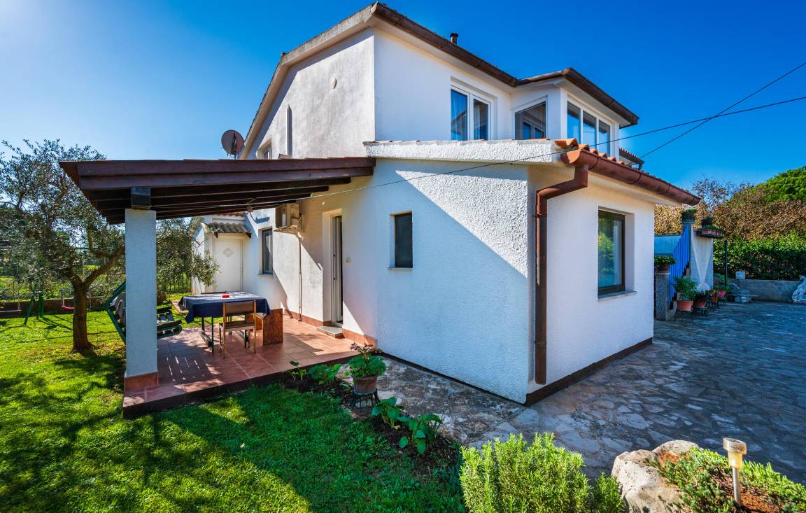 46 M² Apartment ∙ 1 Bedroom ∙ 4 Guests - Medulin