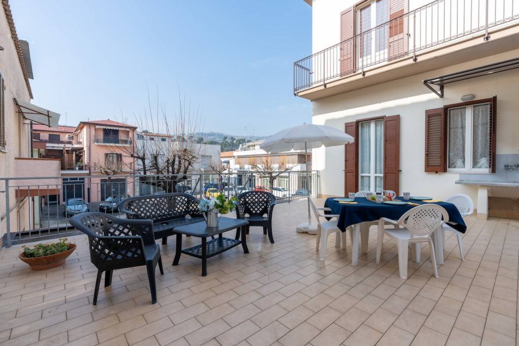 70 M² Appartement ∙ 2 Chambres ∙ 6 Personnes - Roseto degli Abruzzi