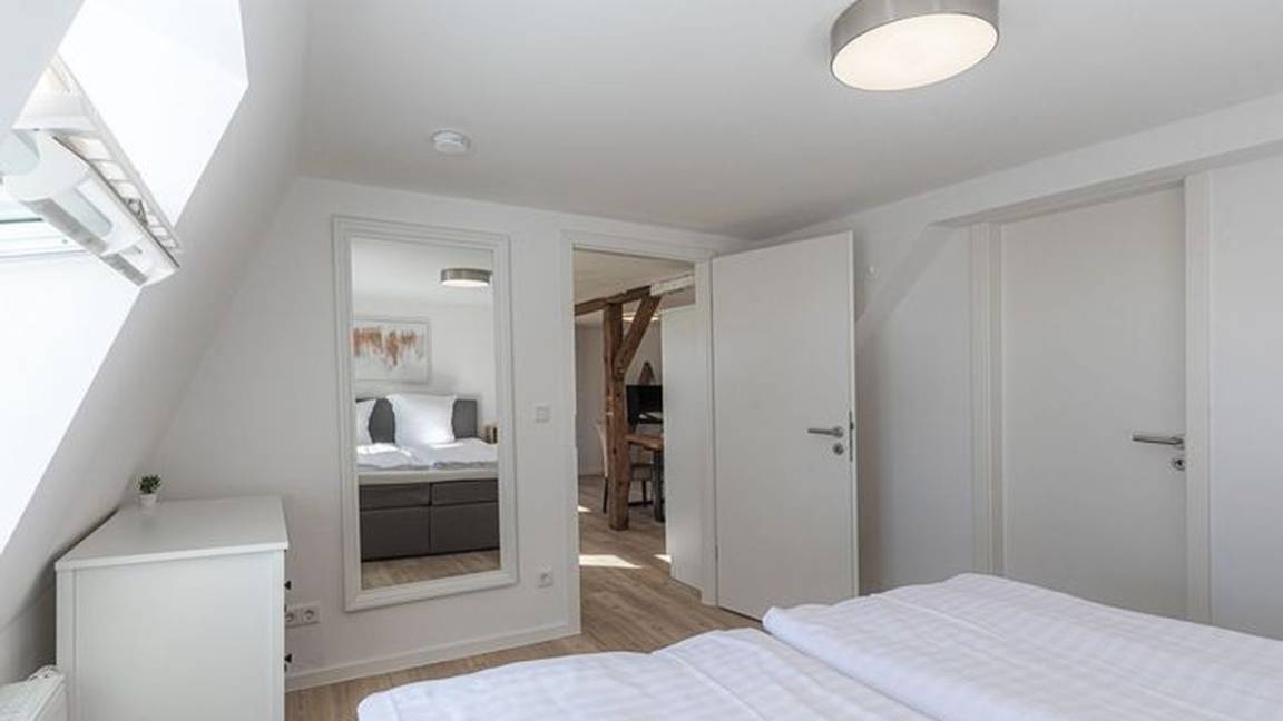 51 M² Ferienwohnung ∙ 1 Schlafzimmer ∙ 2 Gäste - Jabel